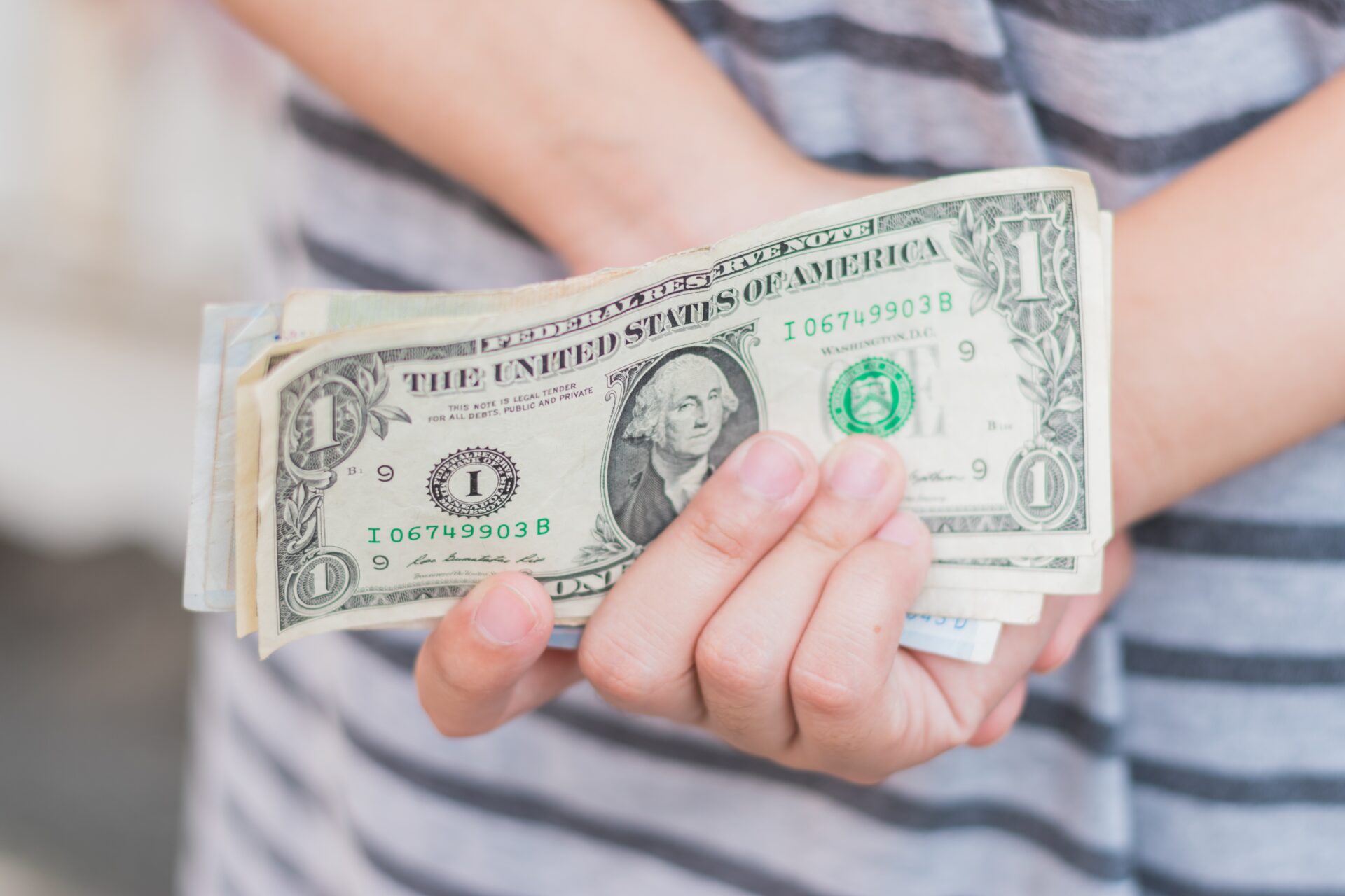 21 Bible Verses About Money, Giving, And Generosity - ChurchTechToday ...